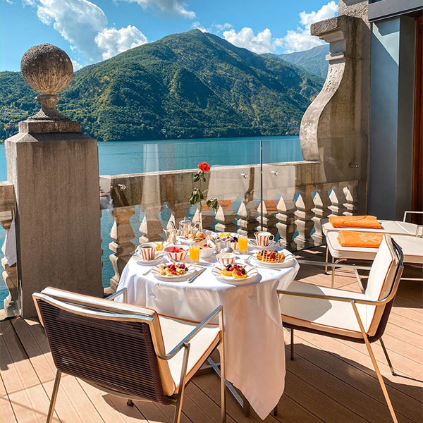 Lake Como, Italy - Outfits by Destination - Viva Cabana